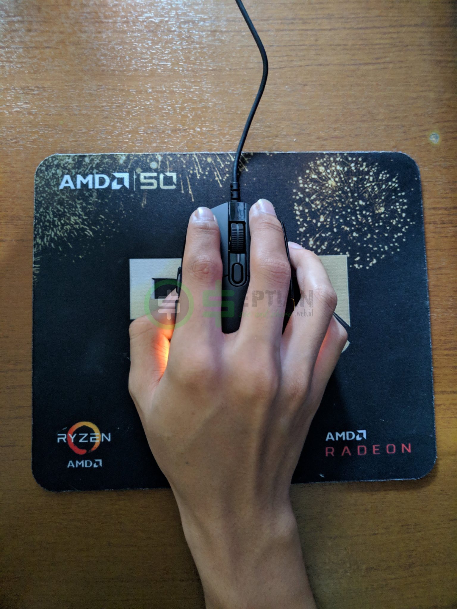 Review Logitech G103, Mouse Gaming RGB Murah Terbaik